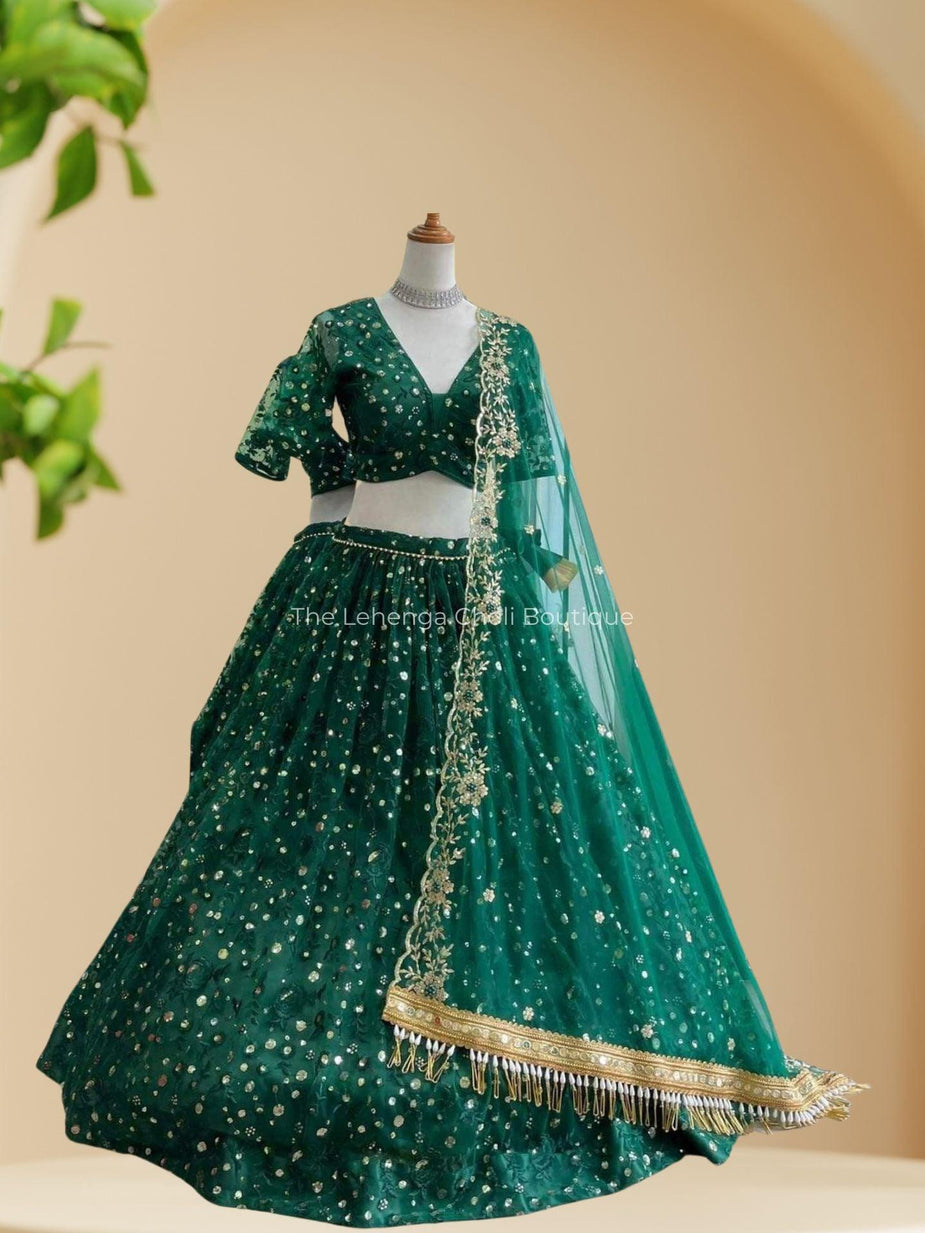 Why you should wear Lehenga Choli on Indian or Nepalese wedding and pa ...